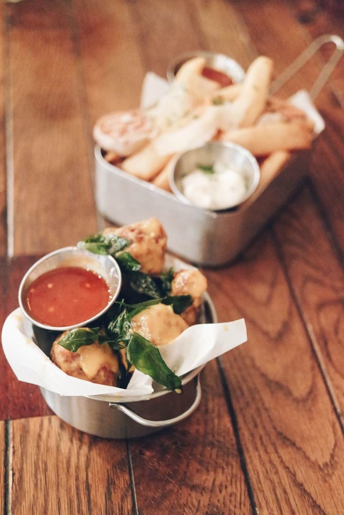 4 Hidden Food Places in Esplanade You Might Not Know | TheZongHan